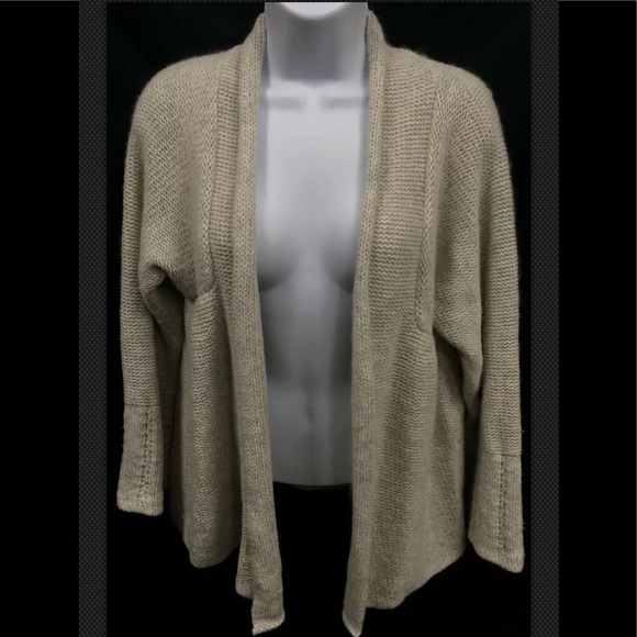 Kimchi Blue | Sweaters | Kimchi Blue Urban Crop Shawl Collar Pleated ...